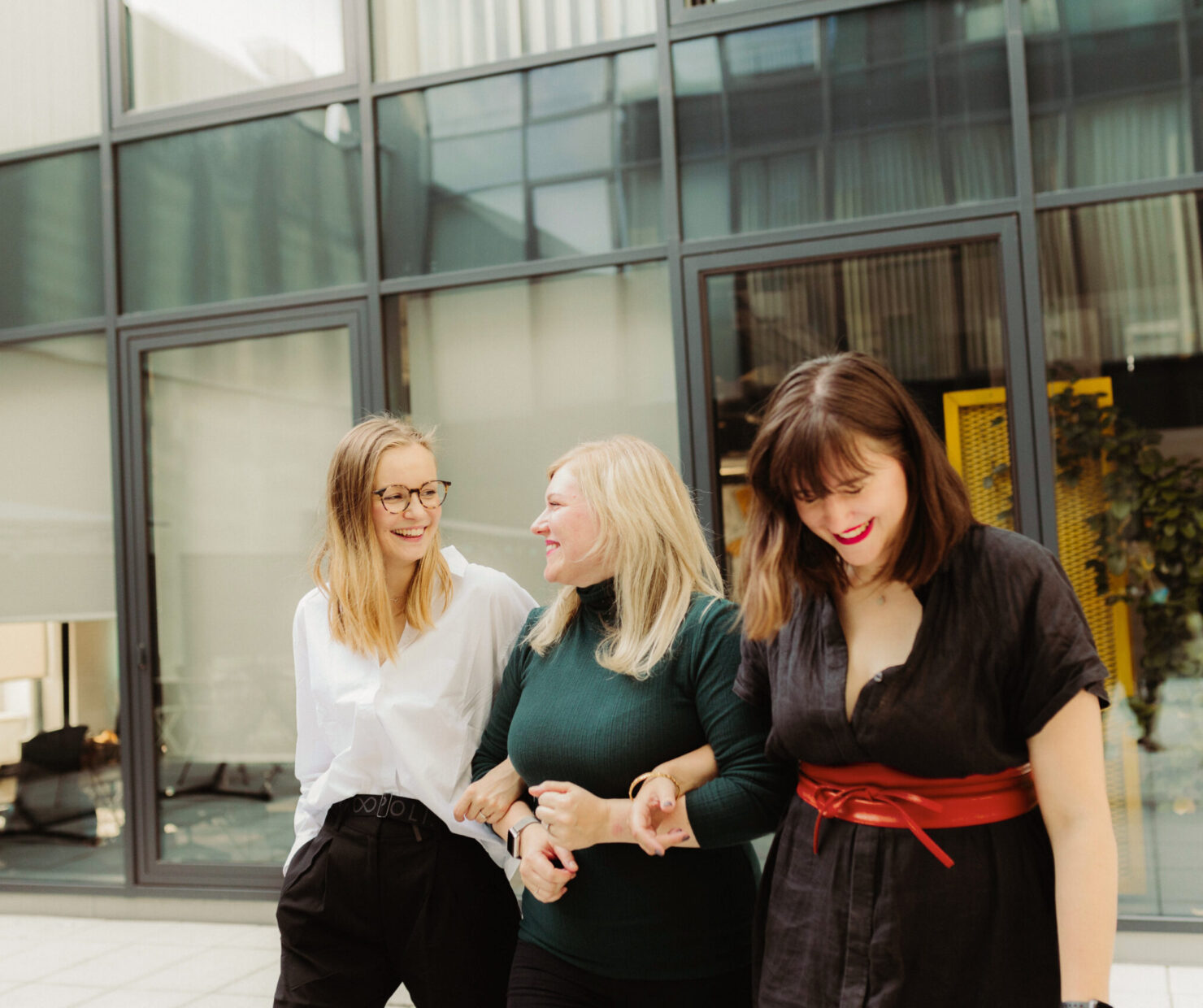 Kdo jsme | #HolkyzByznysu